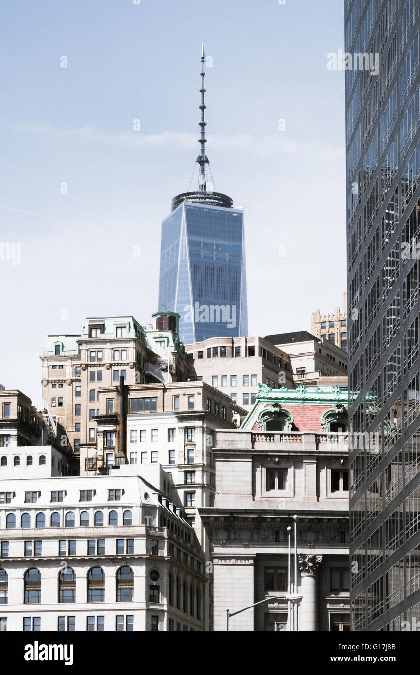 Contrasting architecture in lower Manhattan, NYC Stock Photo - Alamy