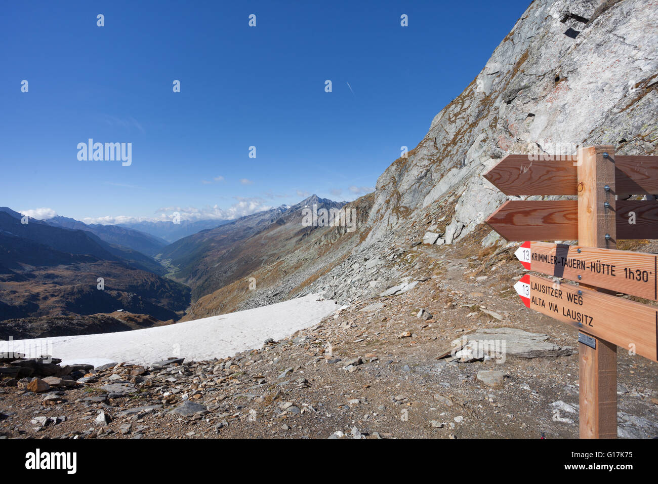 Trekking in the italian alps hi-res stock photography and images - Alamy