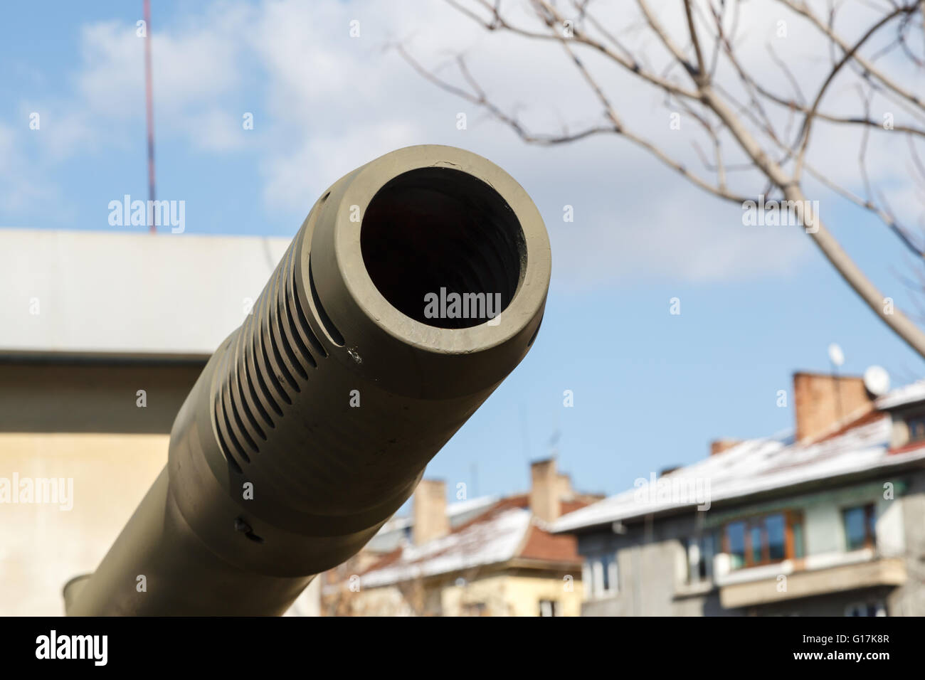 Green military armored tank Stock Photo - Alamy