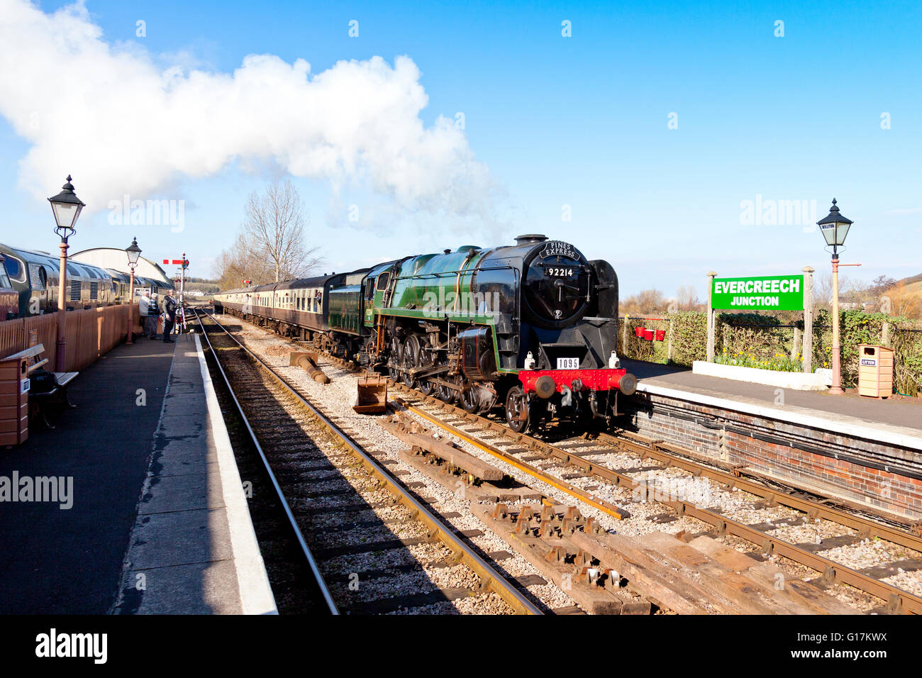 West Somerset Railway 2016 Spring Gala ex-BR 9F 92214 passing ...