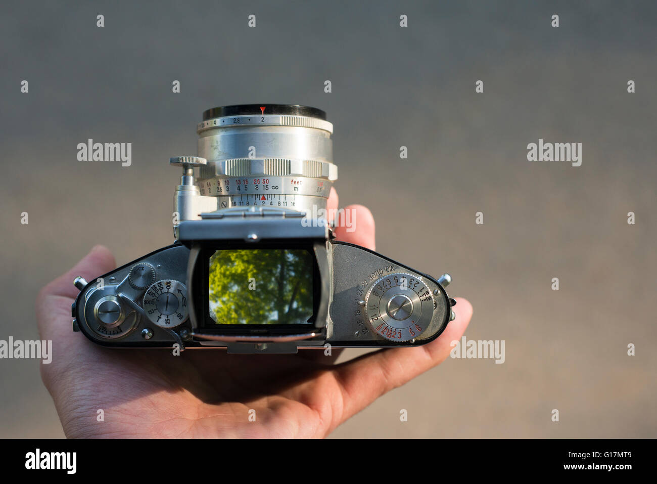 Vintage viewfinder hi-res stock photography and images - Alamy
