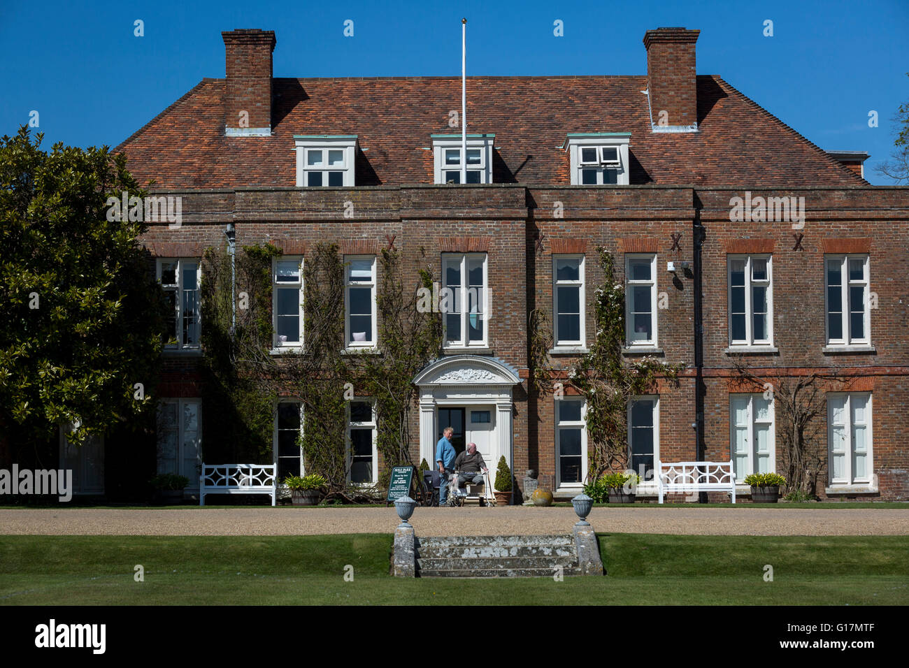 Stately home at Hole Park, Kent, United Kingdom Stock Photo - Alamy