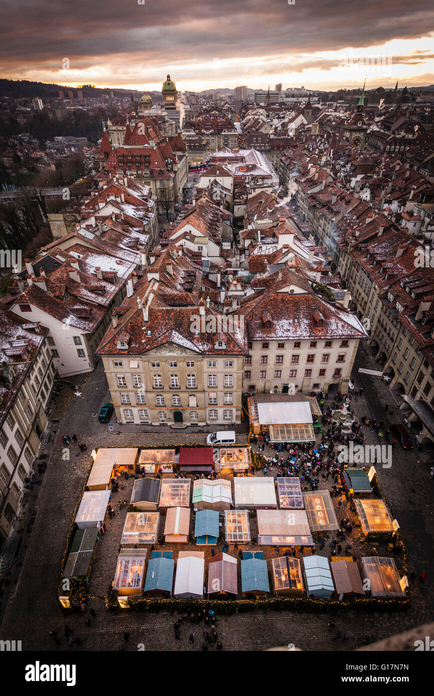 Rooftops city hi-res stock photography and images - Alamy