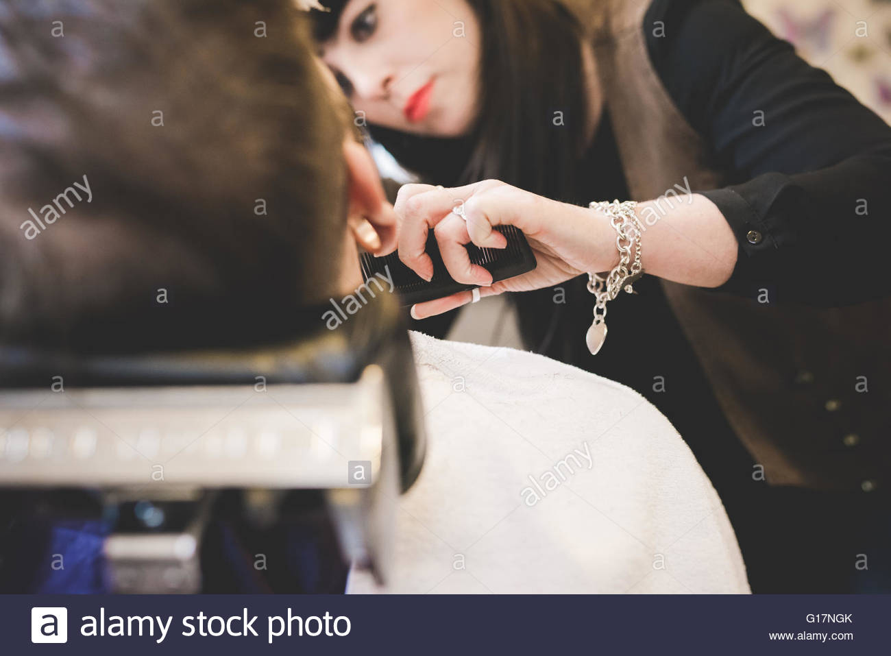 Beard Trimming Stock Photos & Beard Trimming Stock Images - Alamy