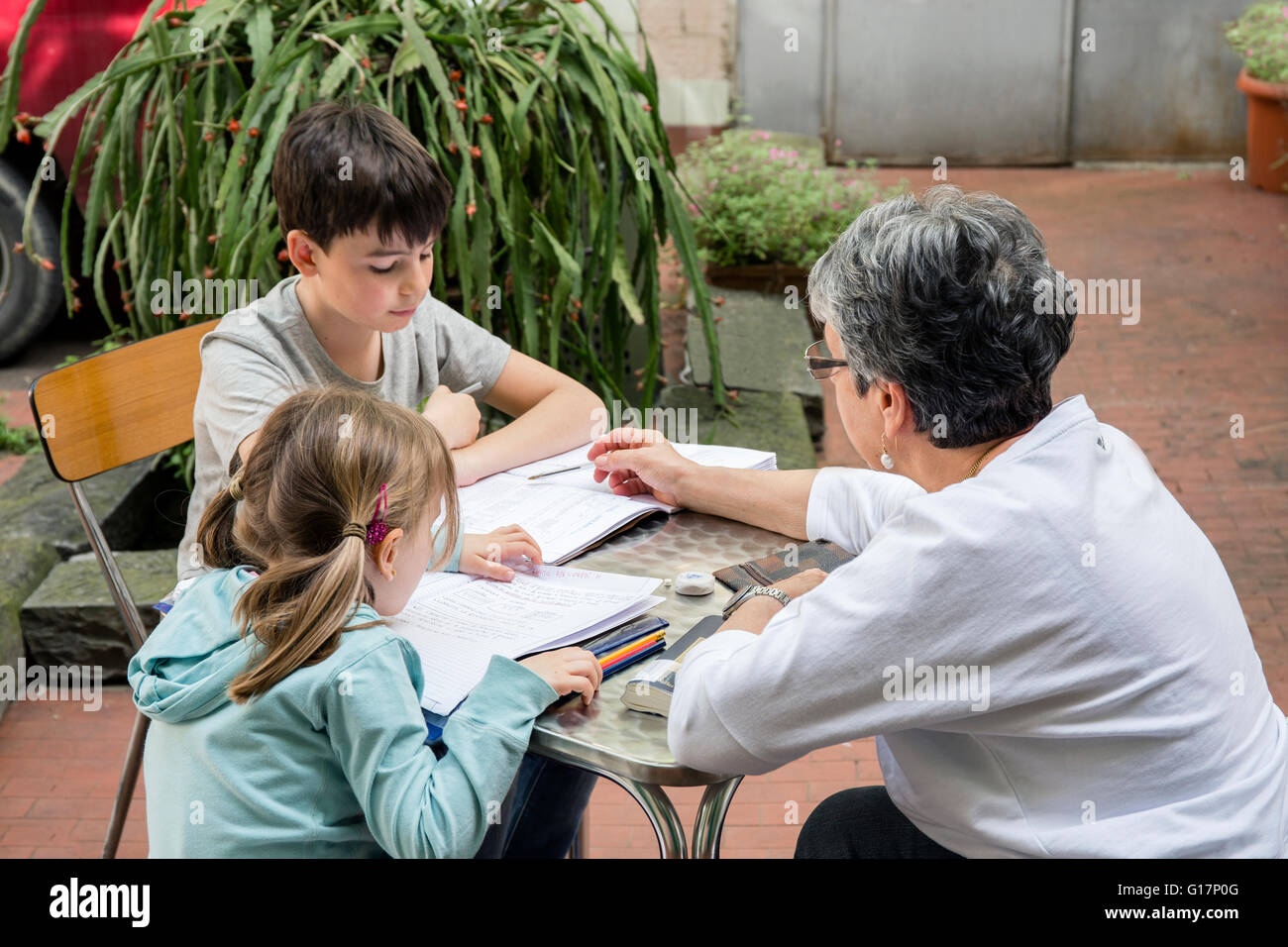 Map table child hi-res stock photography and images - Alamy
