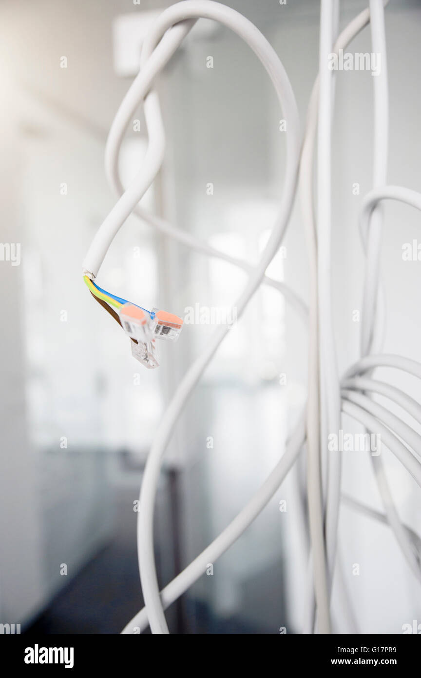 Power cables ceiling hi-res stock photography and images - Alamy