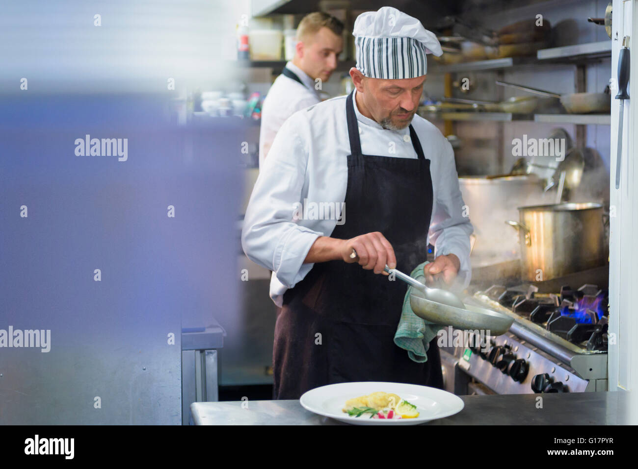Food cooking in pan cooking hi-res stock photography and images - Alamy