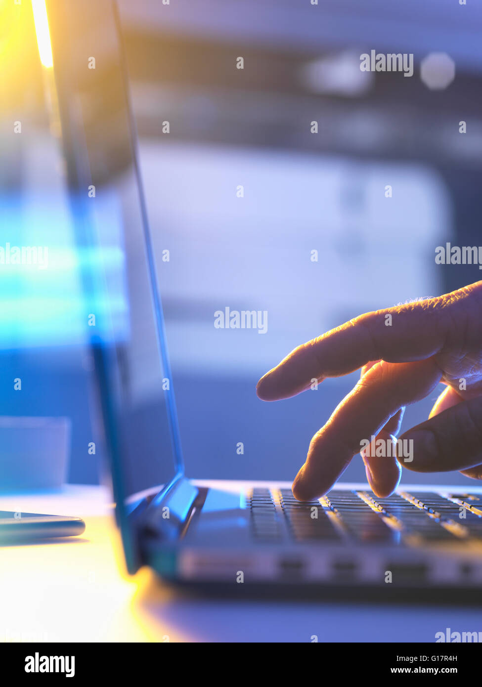 Man hacking computer hi-res stock photography and images - Alamy
