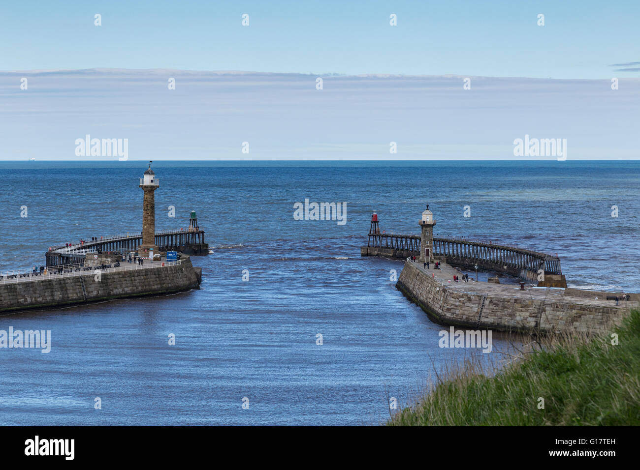 Entrance to Harbour at Whitby Stock Photo - Alamy