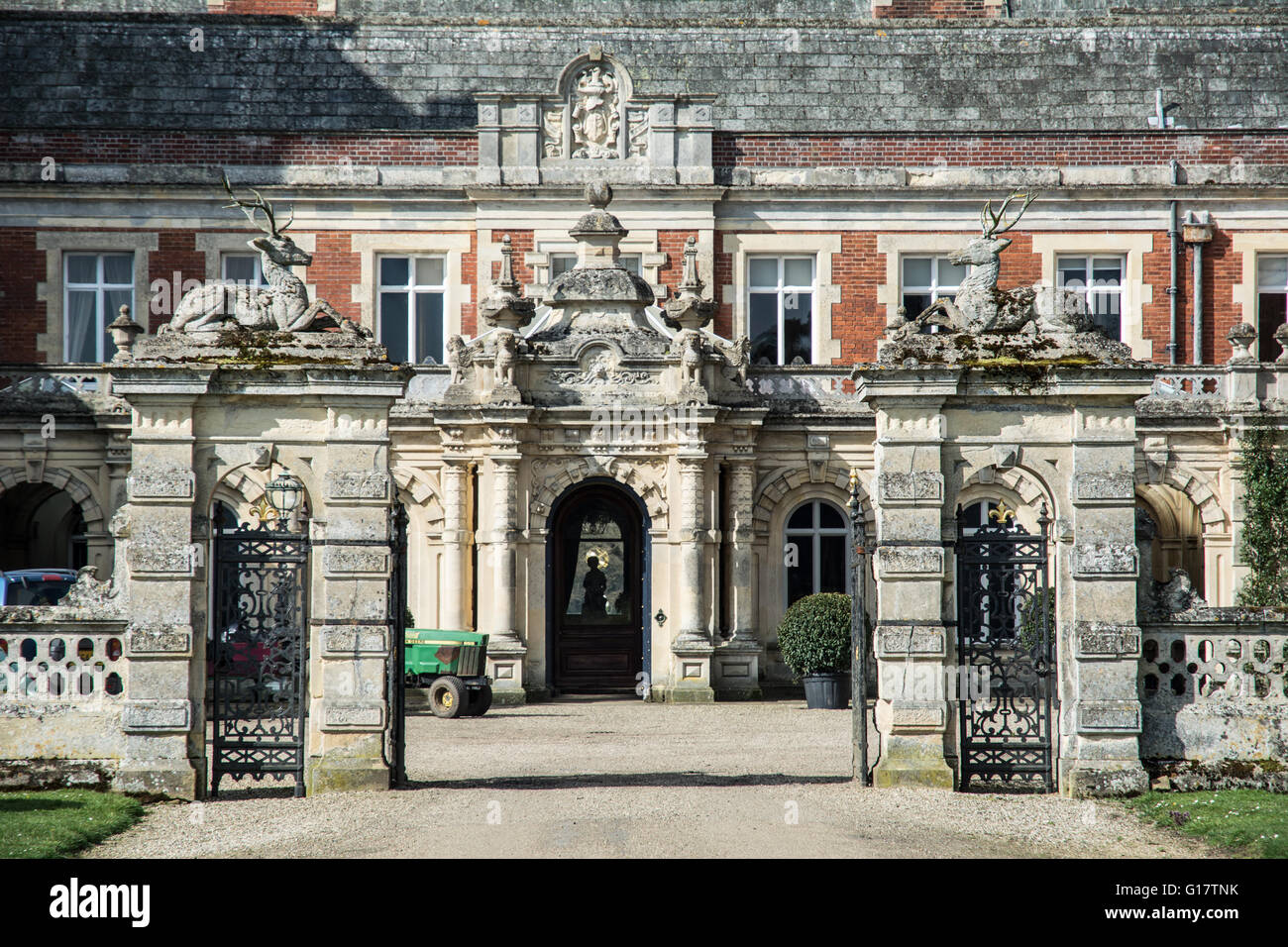Somerleyton hall hi-res stock photography and images - Alamy