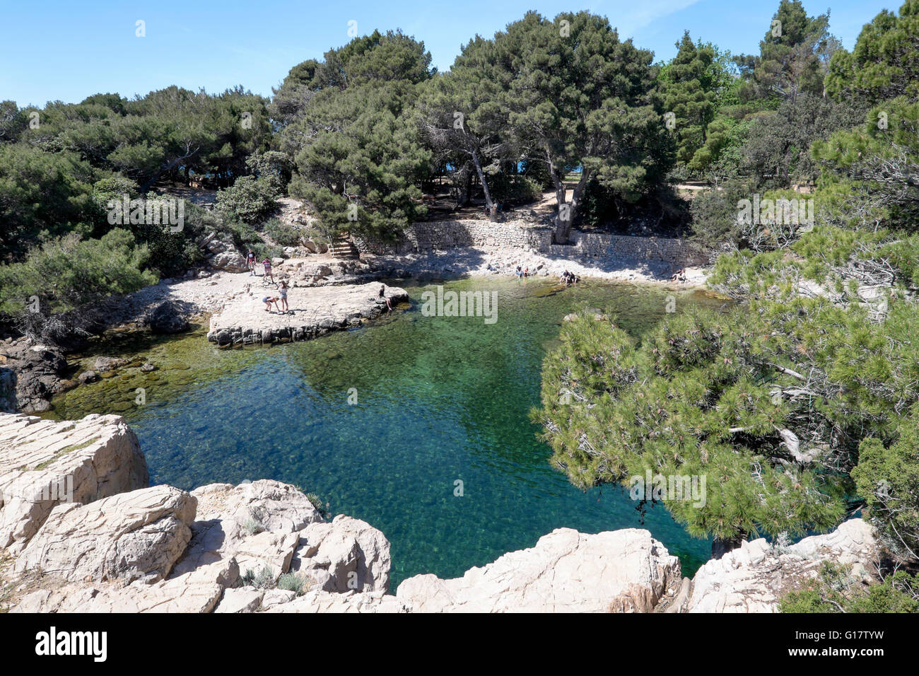 The 'Dead sea' (Mrtvo More), a saltwater lake Lokrum Island, Dubrovnik ...