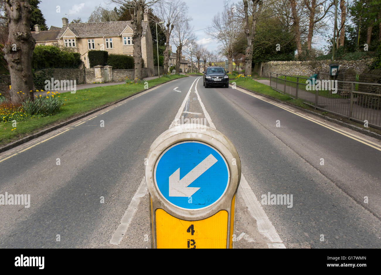 Keep left road sign hi-res stock photography and images - Alamy