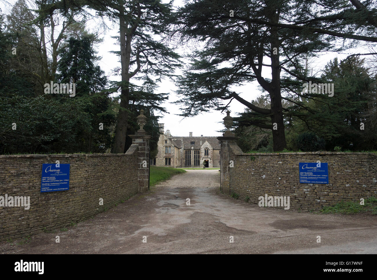 Chavenage house poldark hi-res stock photography and images - Alamy
