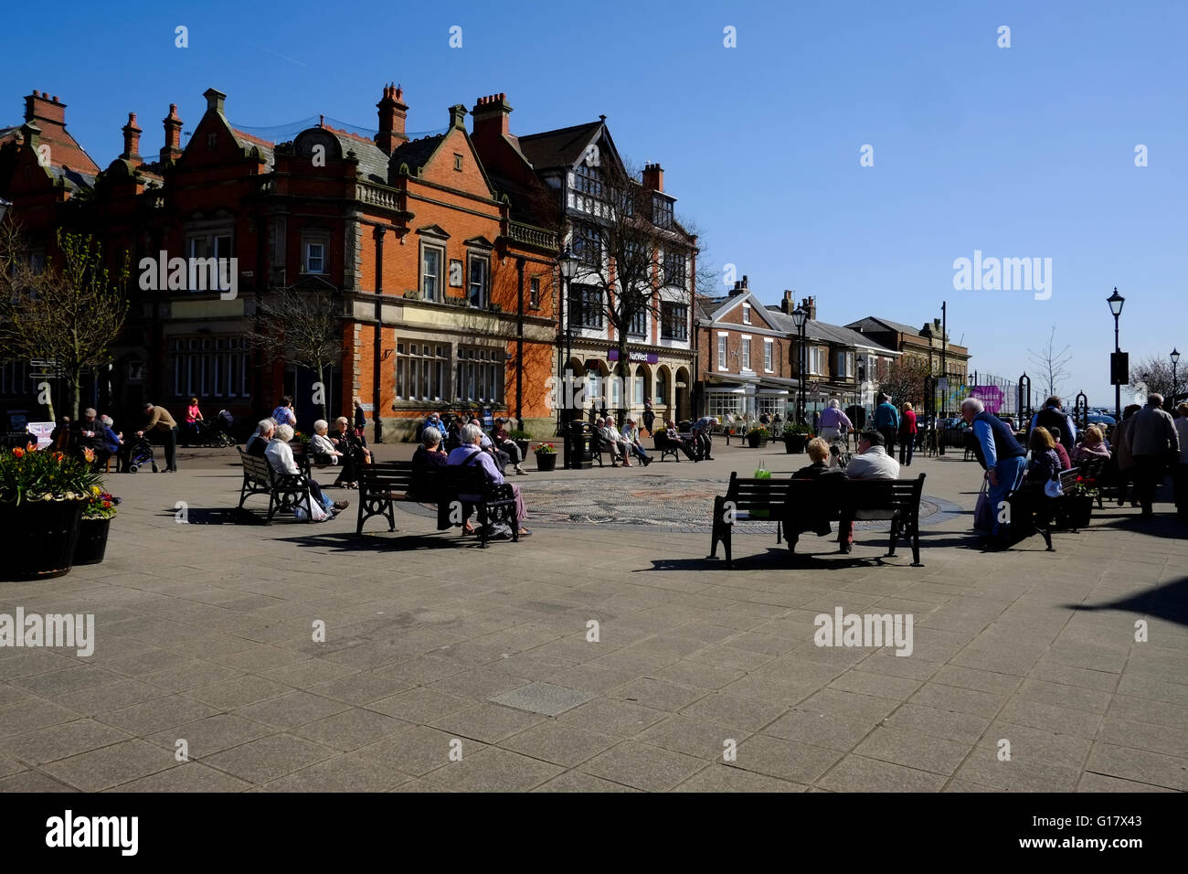 Lytham Square in the spring sunshine Stock Photo - Alamy