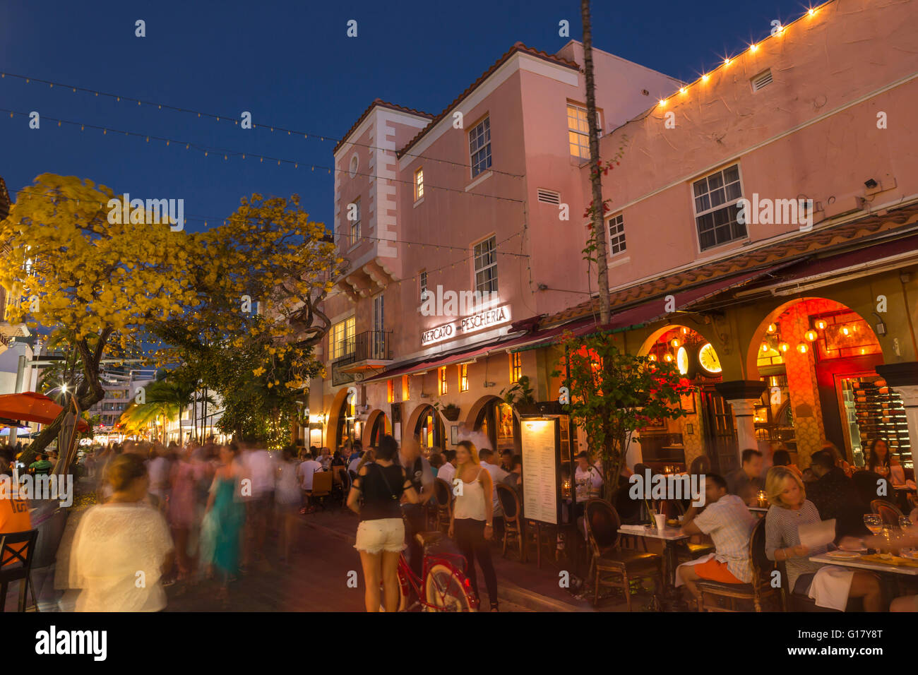 RESTAURANTS ESPANOLA WAY HISTORIC SPANISH VILLAGE MIAMI BEACH FLORIDA ...