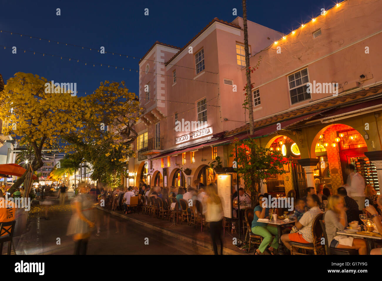 RESTAURANTS ESPANOLA WAY HISTORIC SPANISH VILLAGE MIAMI BEACH FLORIDA ...