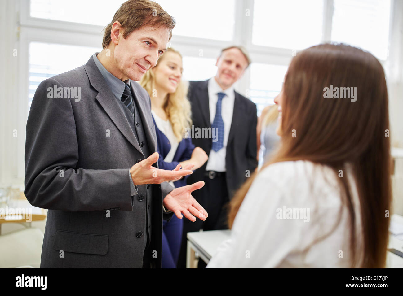 Negotiating room hi-res stock photography and images - Alamy