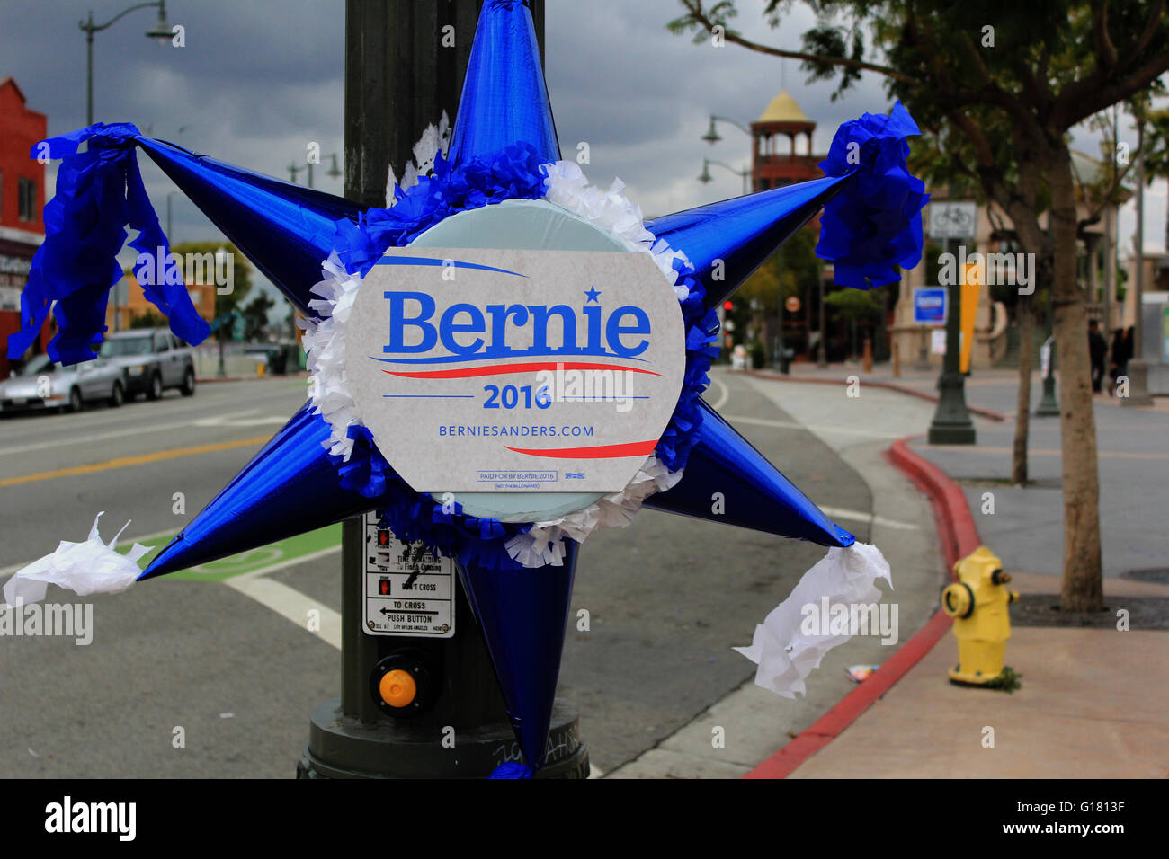 bernie sanders march in east los angeles brian mcguire Stock Photo - Alamy