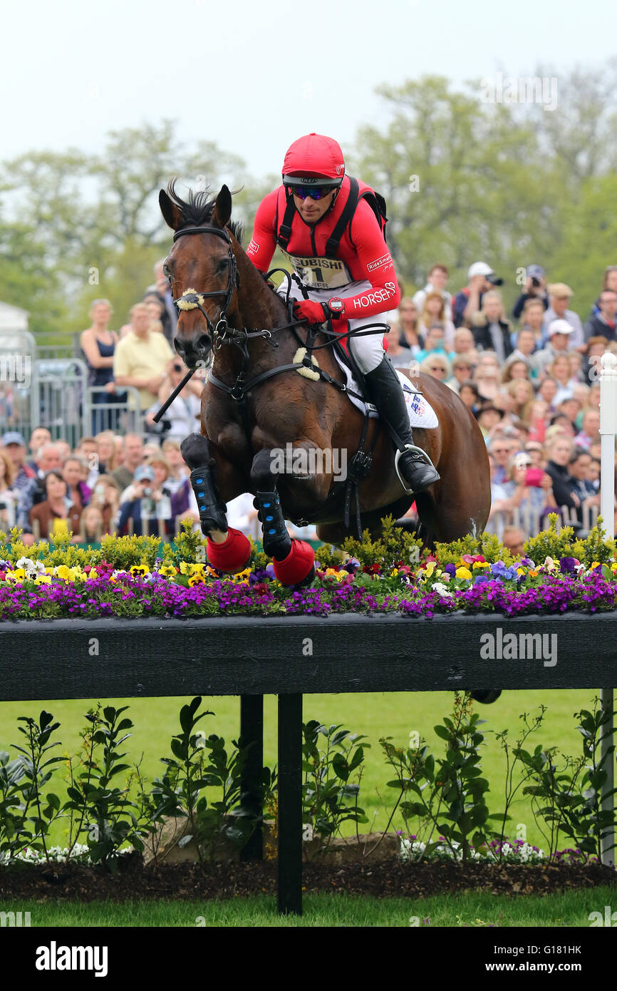 Paul Tapner (Australia) on Vanir Kamira riding Cross Country at the ...