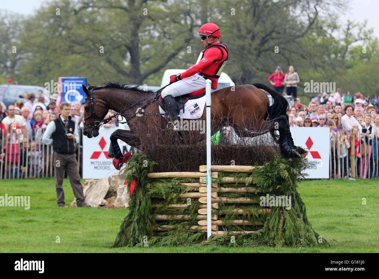 Paul Tapner (Australia) on Vanir Kamira riding Cross Country at the ...