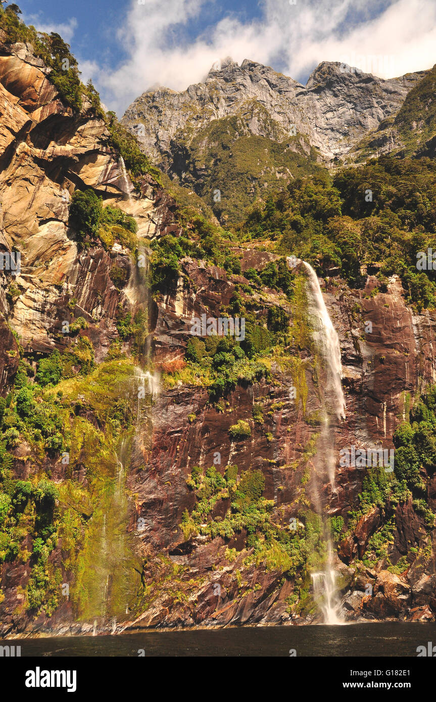 Milford sound waterfall hi-res stock photography and images - Alamy