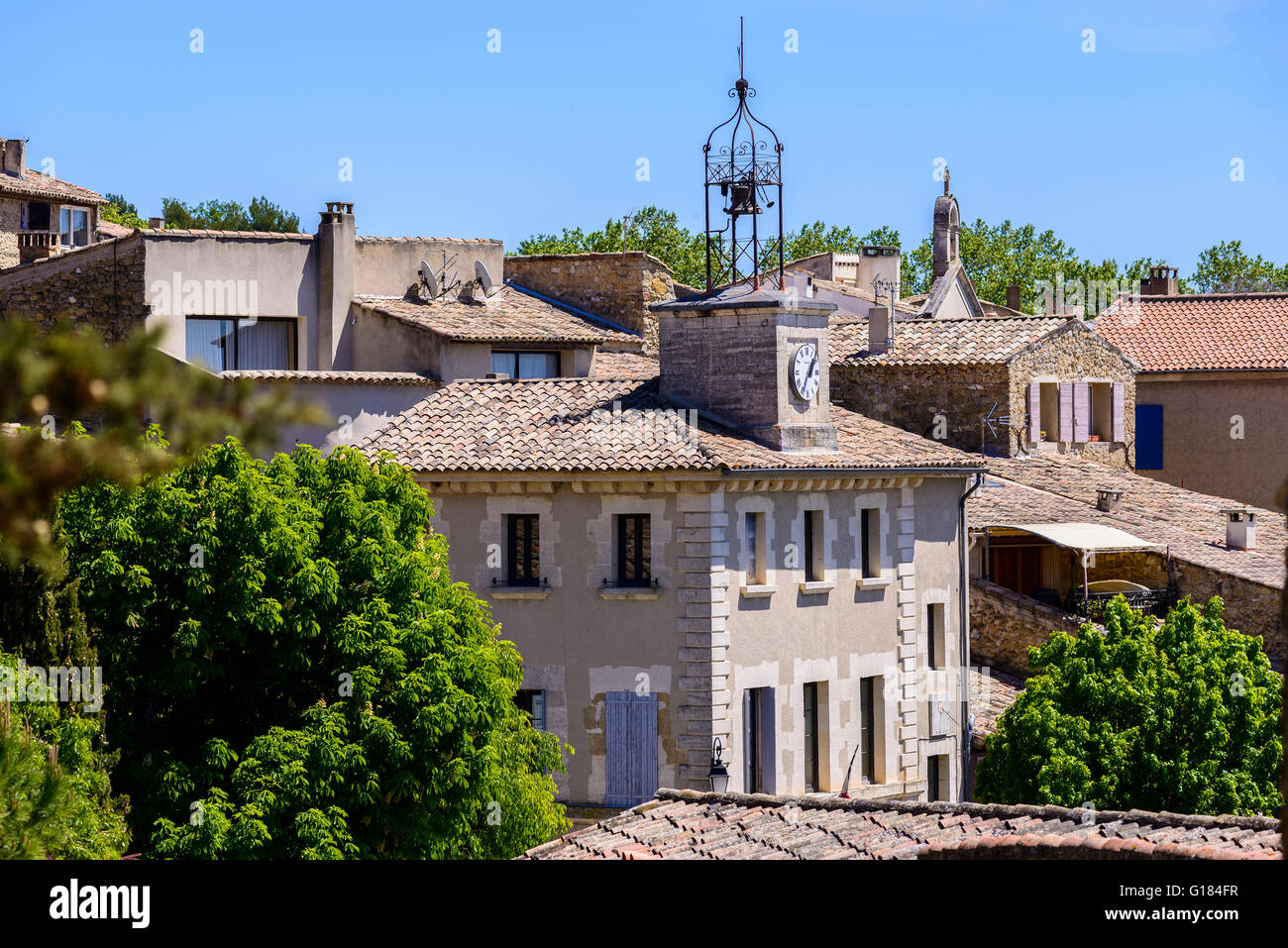 Mairie Village de Vaugines Luberon Vaucluse Provence France 84 Stock ...