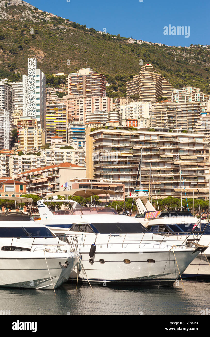 Port hercule monte carlo port yacht marina monaco harbour hi-res stock ...