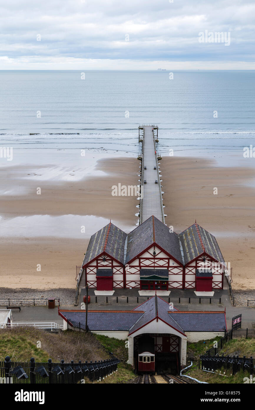 Pier and Cliff LIft at Saltburn, Low Tide Stock Photo - Alamy