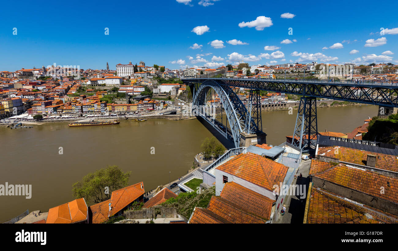 Bridge ponte luis river douro hi-res stock photography and images - Alamy