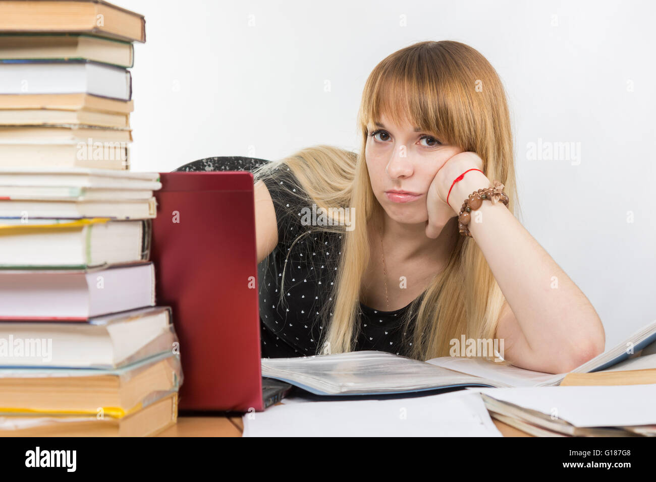 Happy graduate student diploma sitting hi-res stock photography and ...
