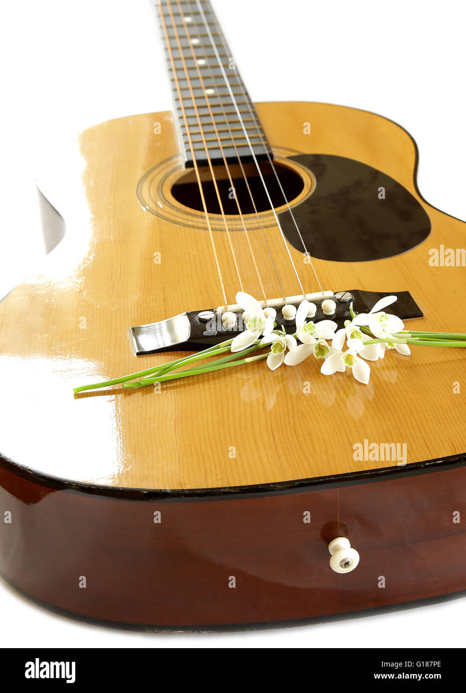 Guitar strings hi-res stock photography and images - Alamy