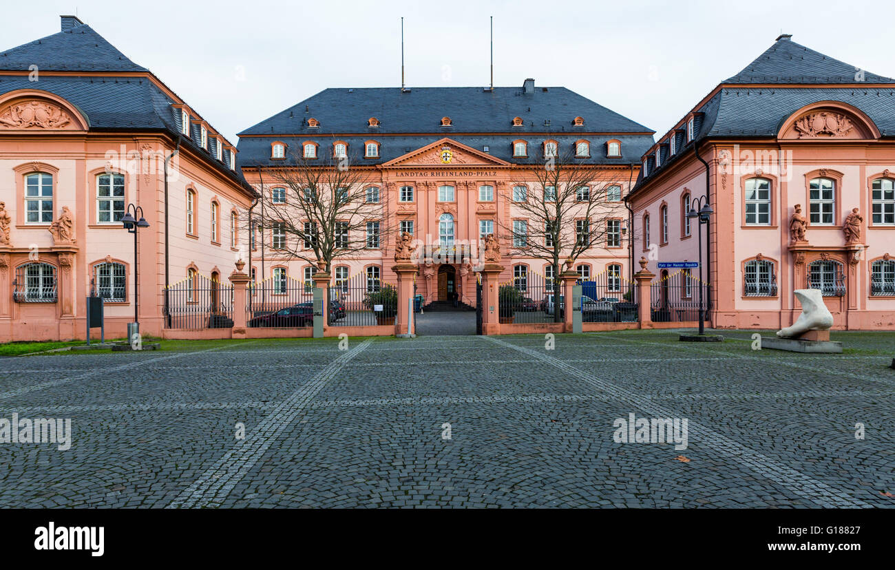 Mainz castle hi-res stock photography and images - Alamy