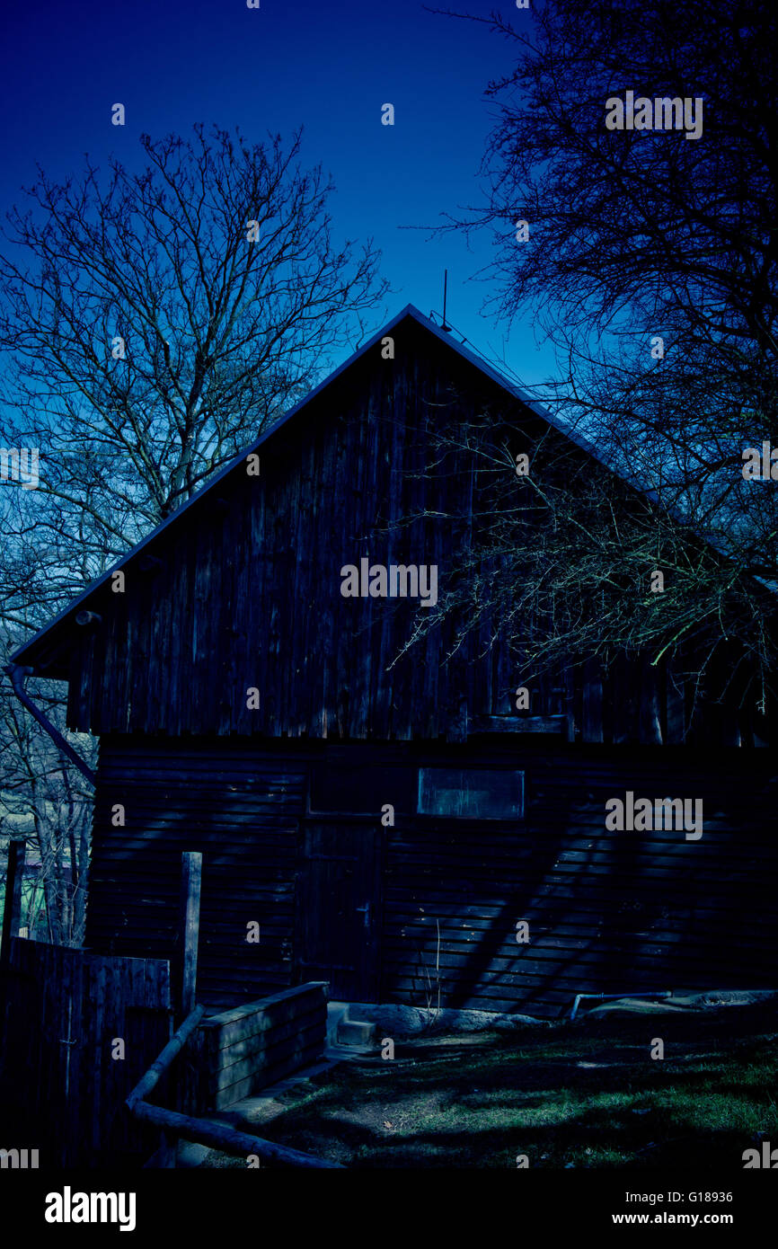 old barn at night Stock Photo - Alamy