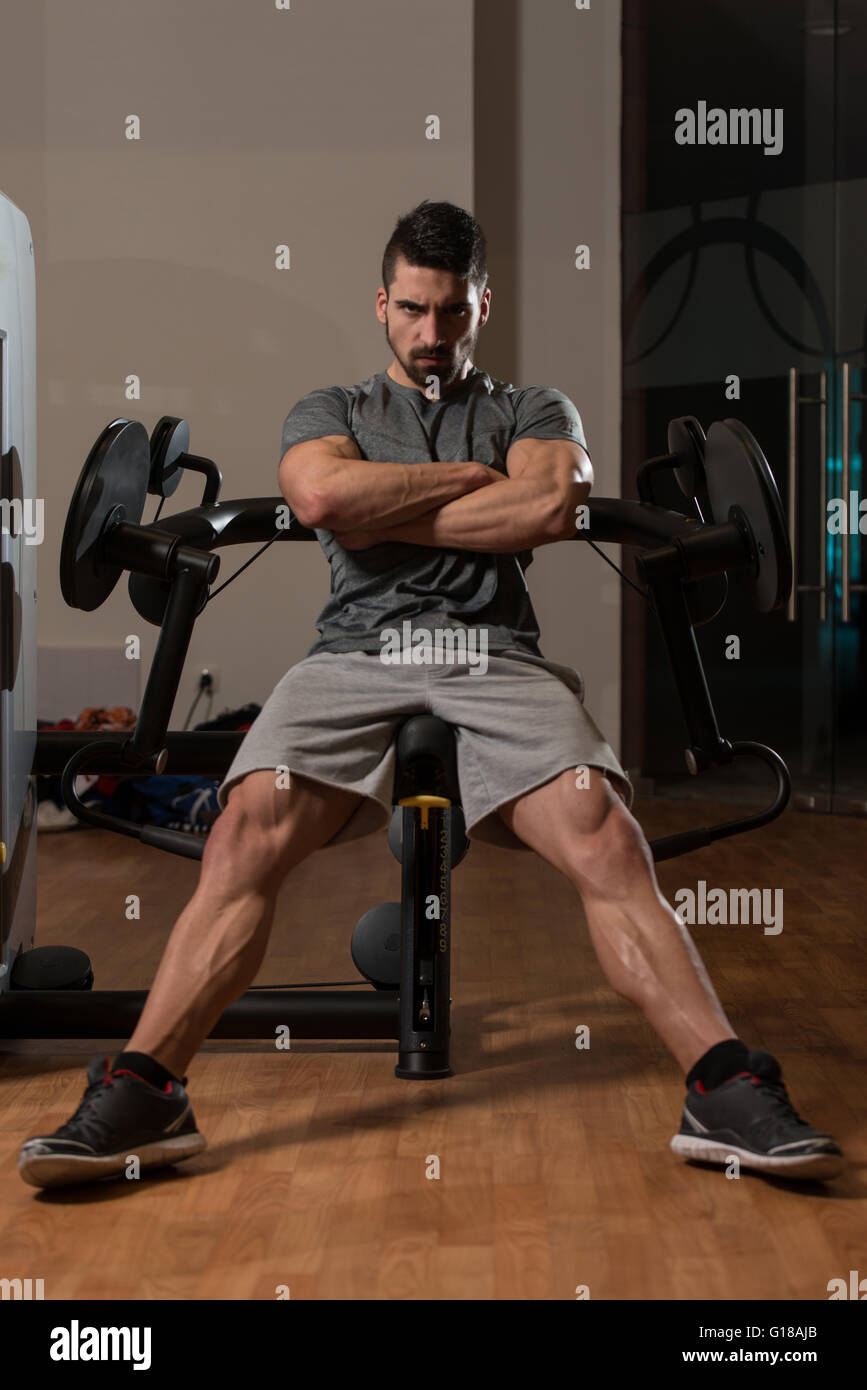 Bodybuilding pose hi-res stock photography and images - Alamy