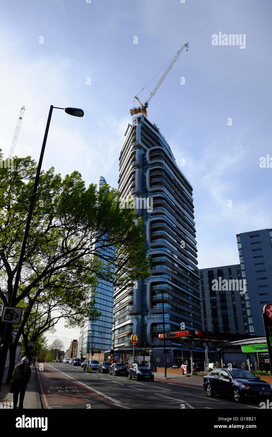 Tall crane with skyscraper hi-res stock photography and images - Alamy