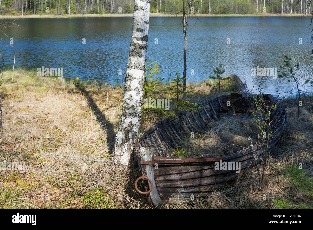 Rotten rowing boat hi-res stock photography and images - Alamy
