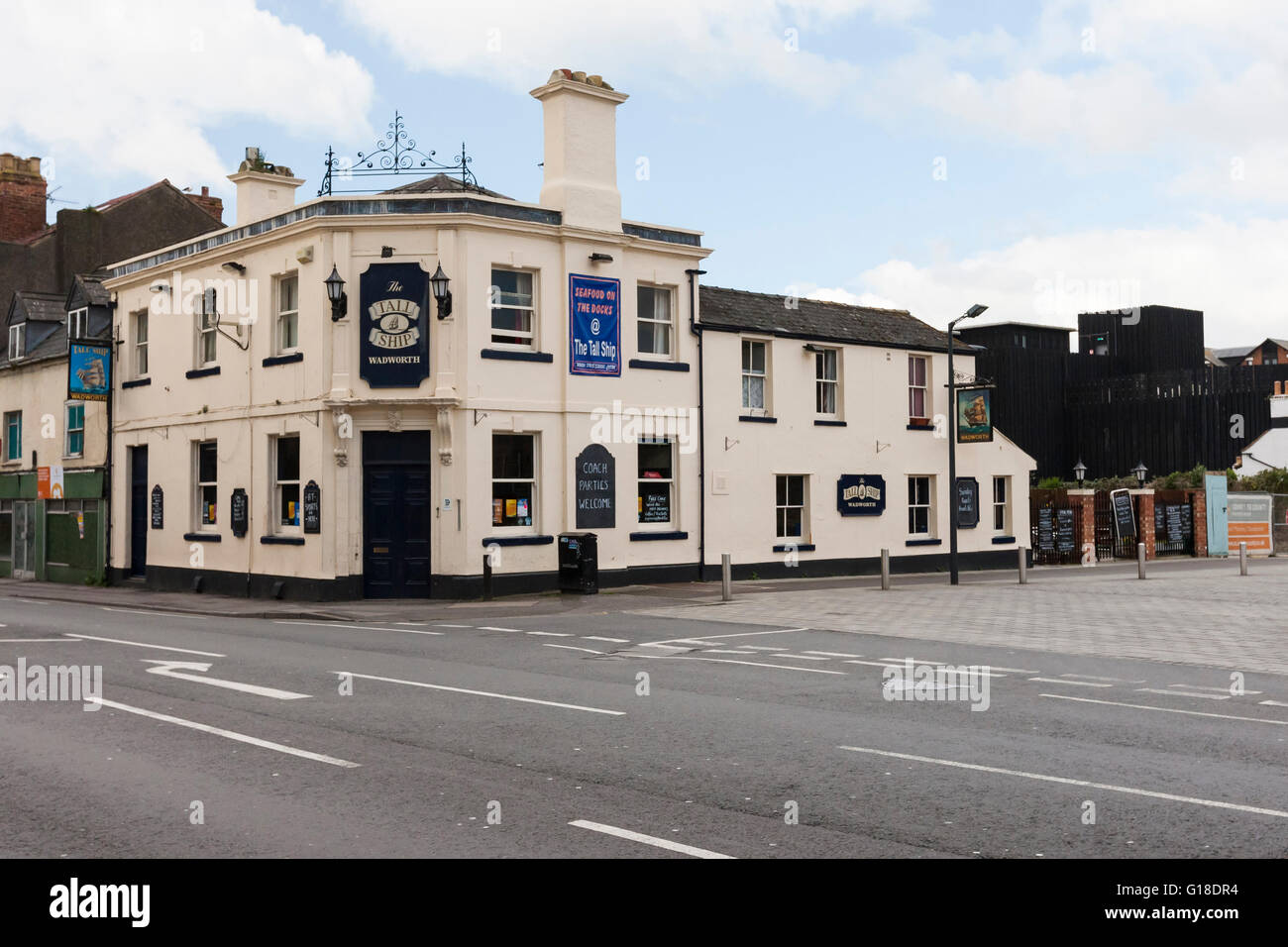 The Tall Ship pub, Southgate Street, Gloucester city centre ...