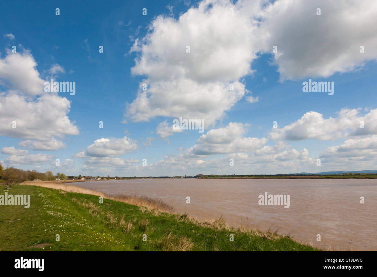 Large tidal range hi-res stock photography and images - Alamy