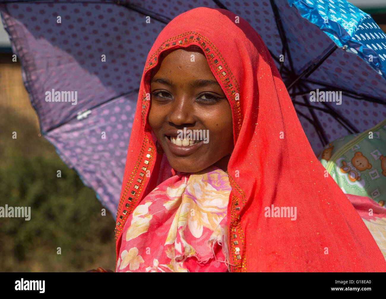Ethiopia oromo woman smiling hi-res stock photography and images - Alamy
