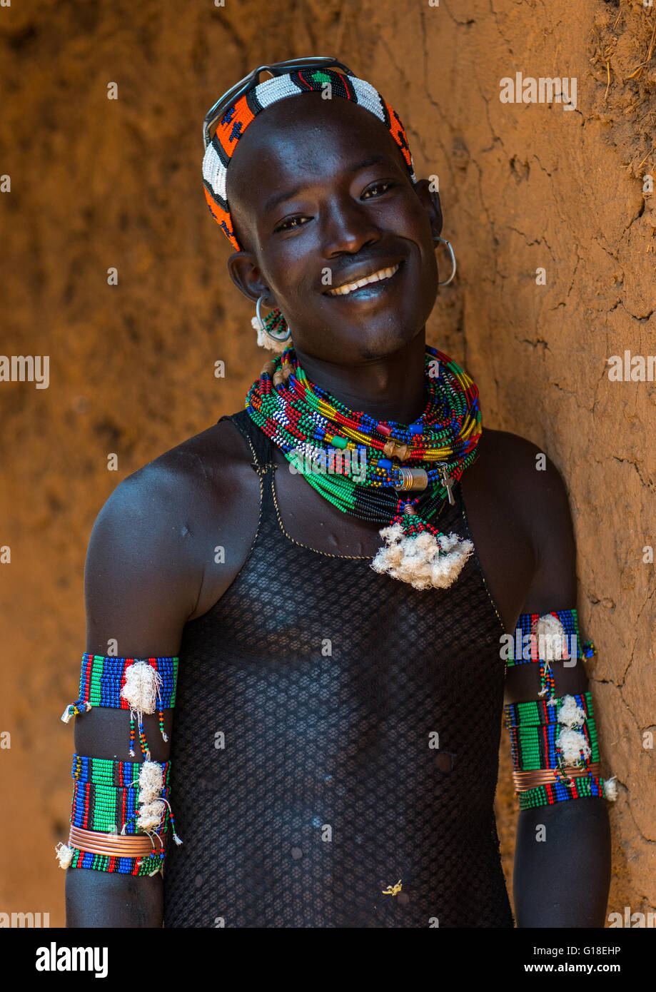 Portrait of a smiling hamer tribe man, Omo valley, Turmi, Ethiopia ...