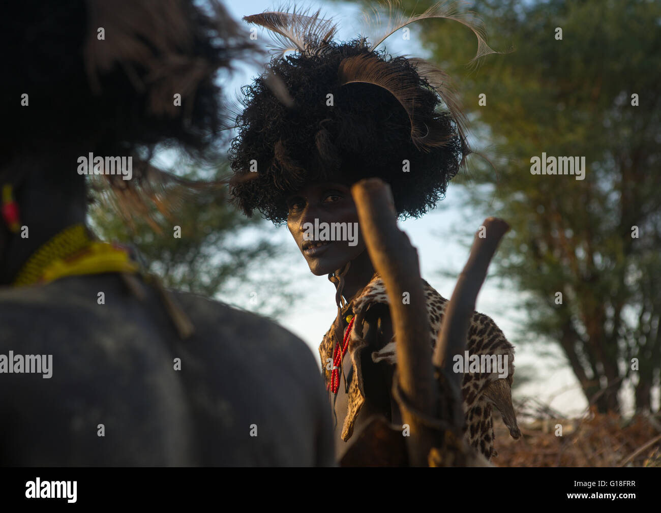 Leopard skin african ceremony hi-res stock photography and images - Alamy