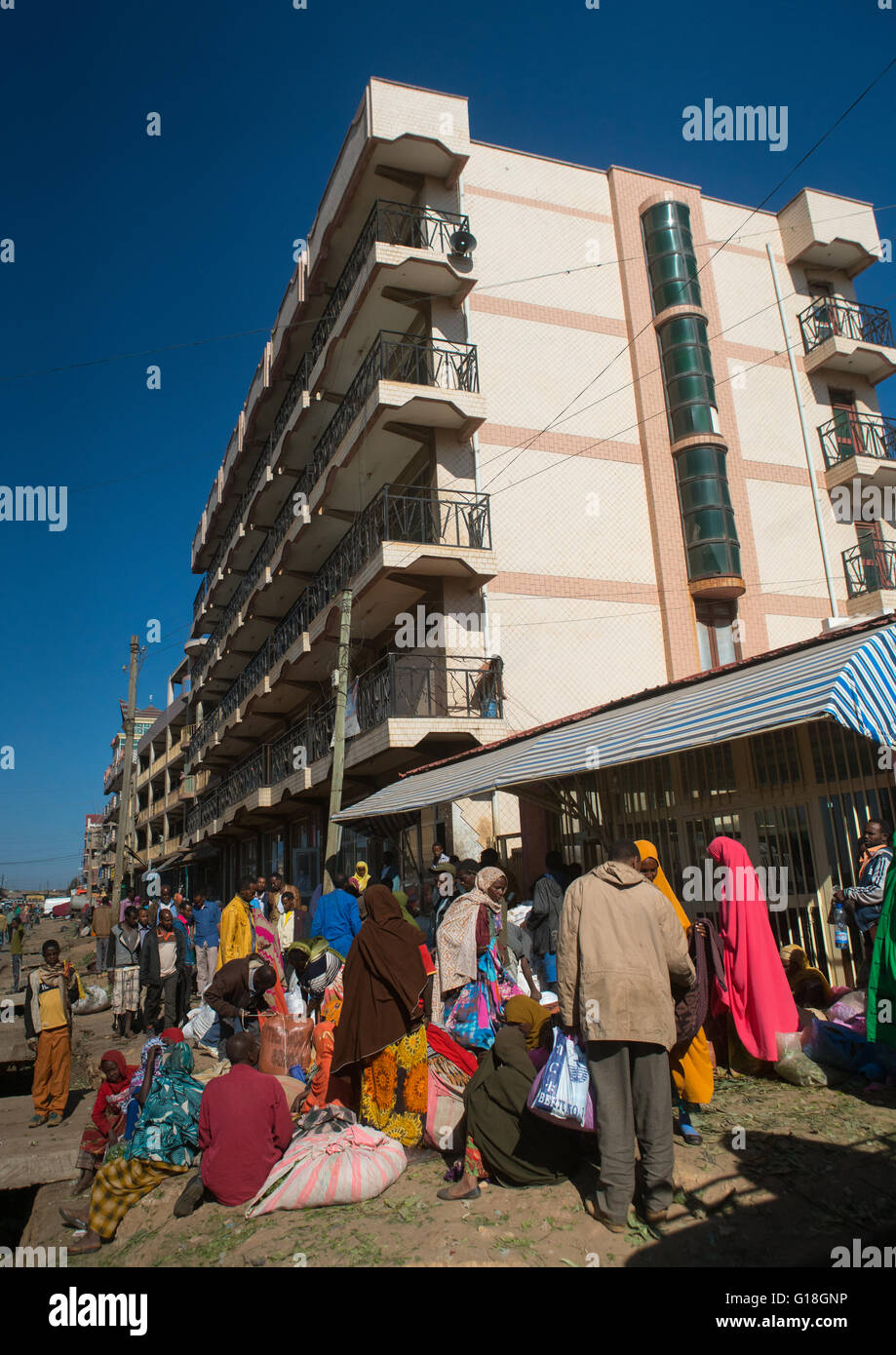 Women selling khat in the market near harar, Harari region, Awaday ...
