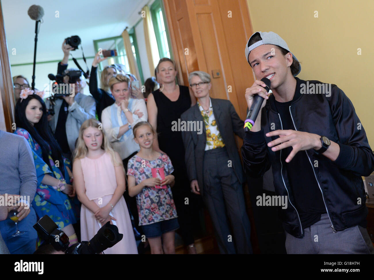 Stockholm, Sweden. 10th May, 2016. Swedish singer Frans Jeppsson-Wall ...
