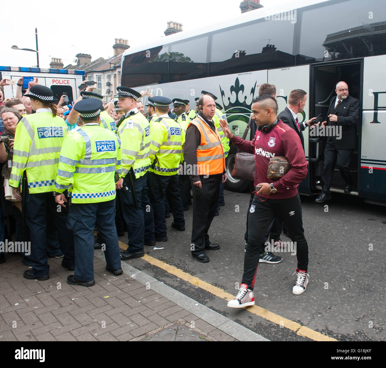London UK. 10th May 2016 Payet arrive for last ever game at Upton Park ...