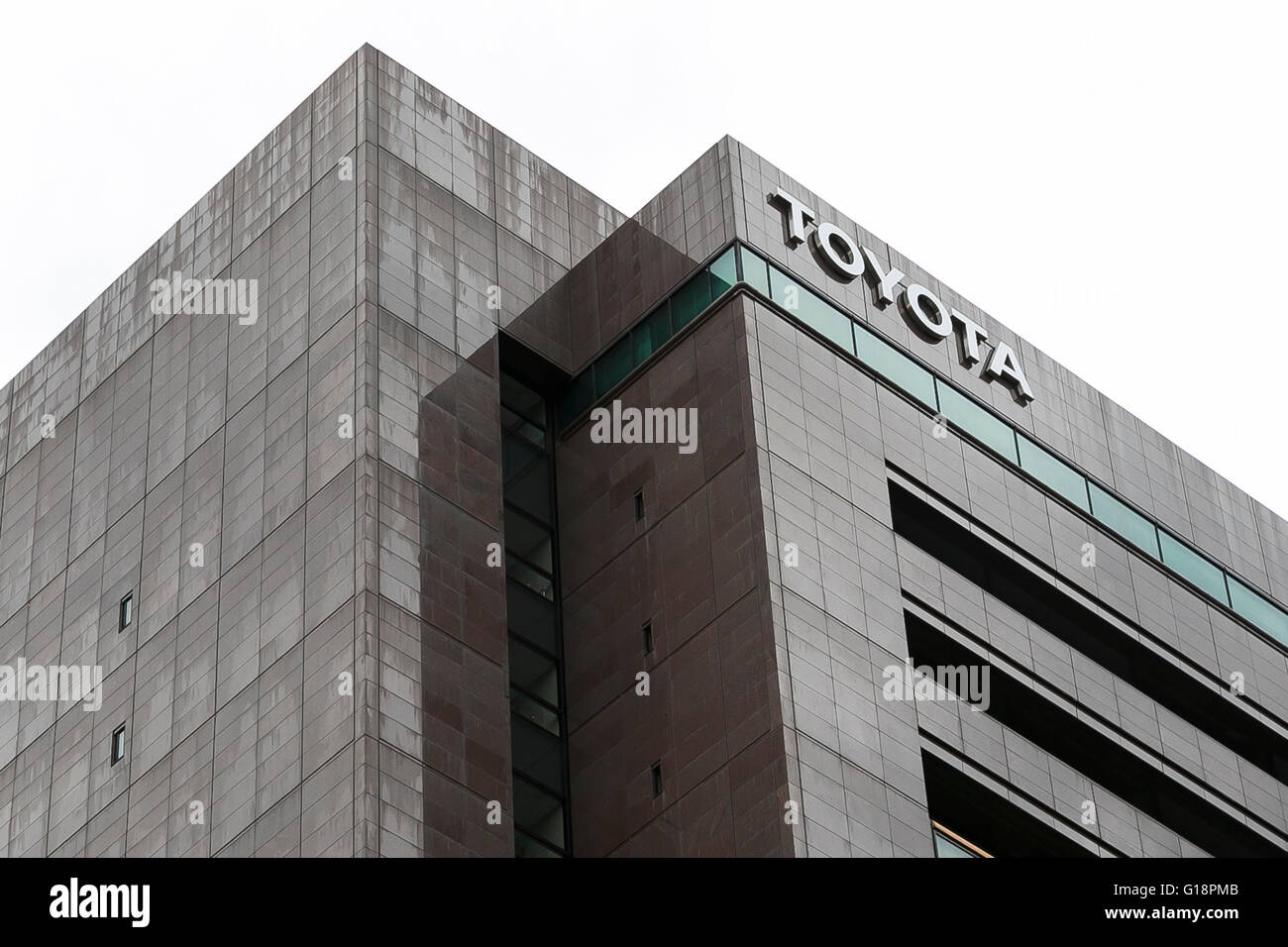 Toyota signboard hi-res stock photography and images - Alamy