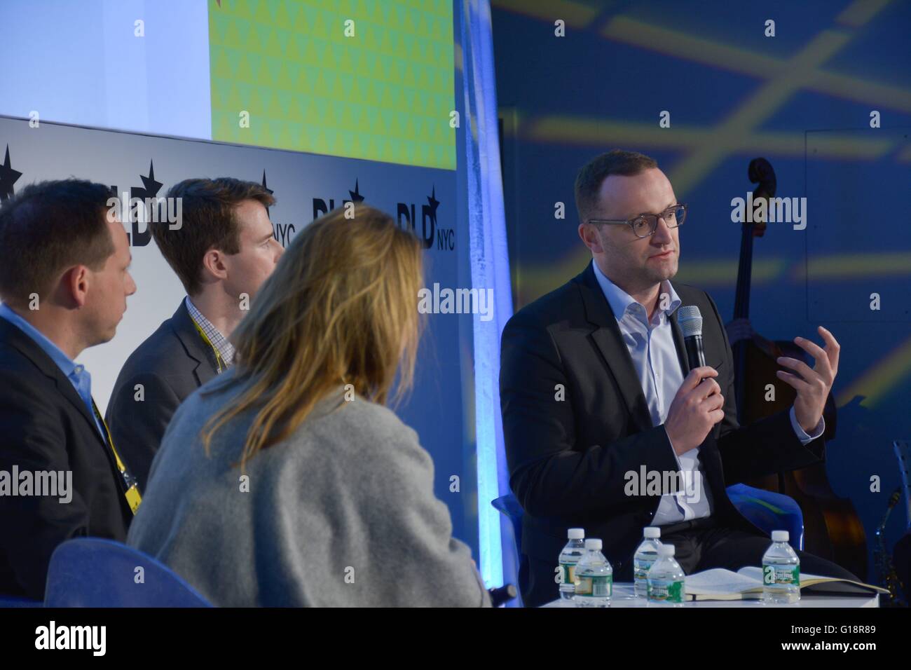 (L. To R.) Solveigh Hieronimus (Mckinsey & Co), Thomas Holl (Babbel ...