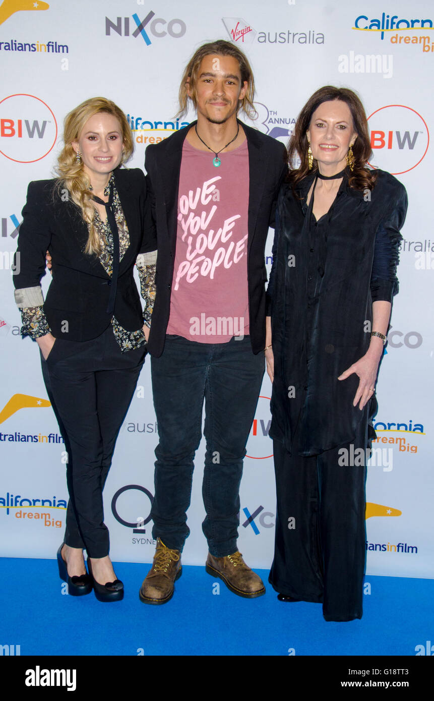 Sydney, Australia. 11th May, 2016. Kate Ledger and Sally Ledger arrive ...