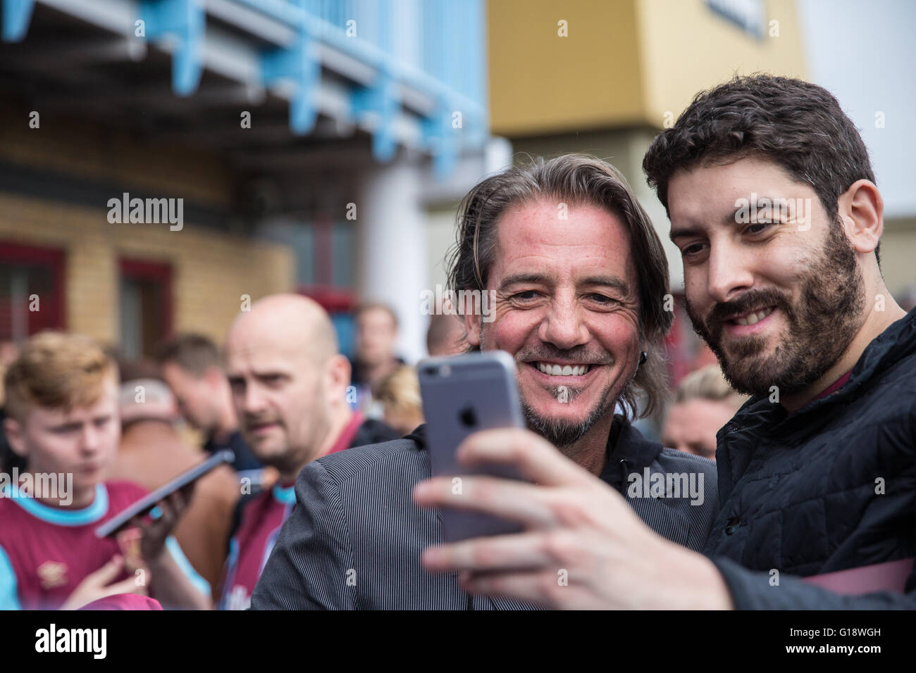 Ian Bishop High Resolution Stock Photography and Images - Alamy