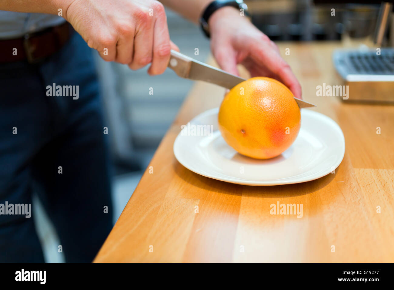 Close up cutting orange hi-res stock photography and images - Alamy