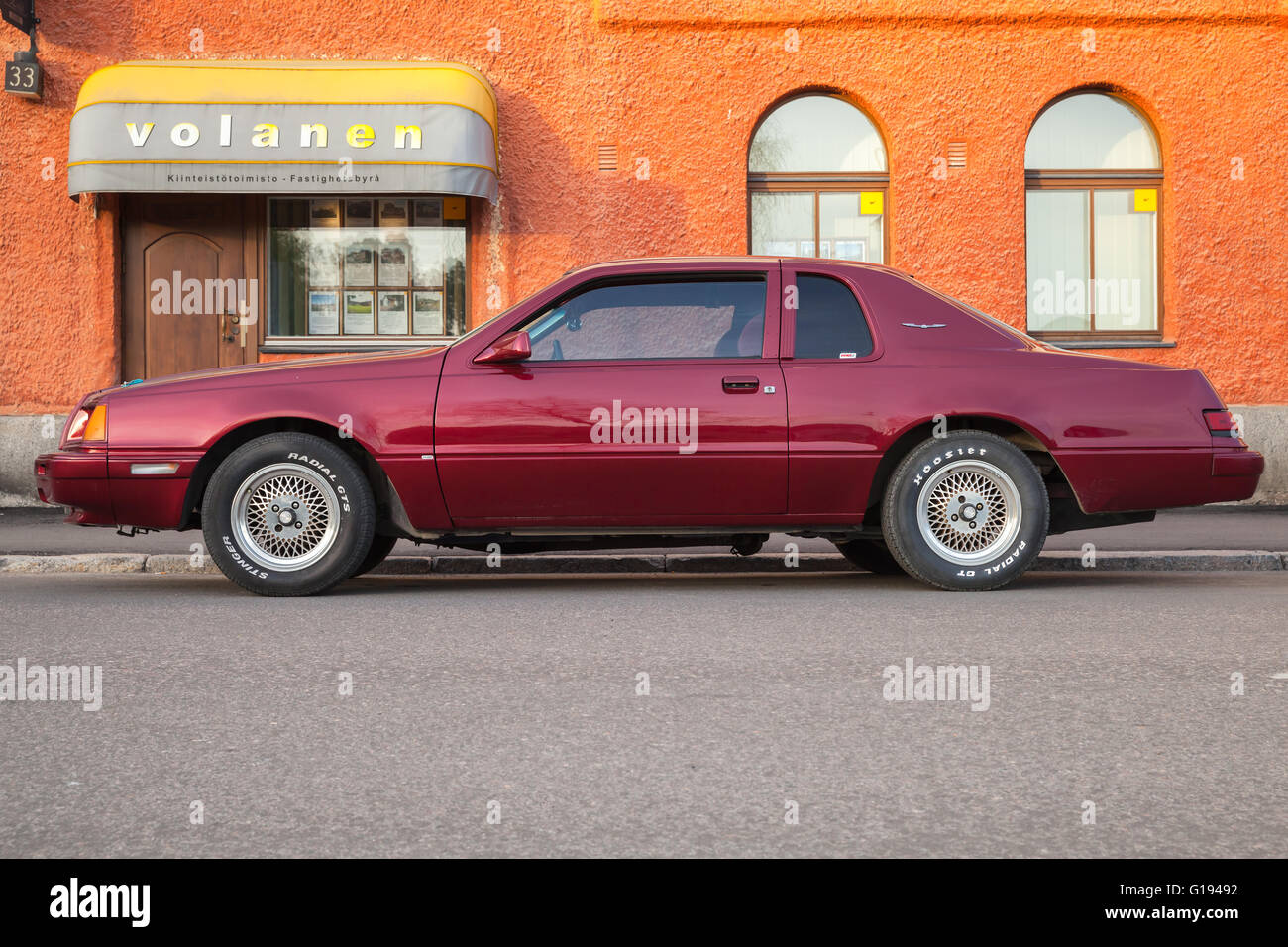 Red ford thunderbird hi-res stock photography and images - Alamy